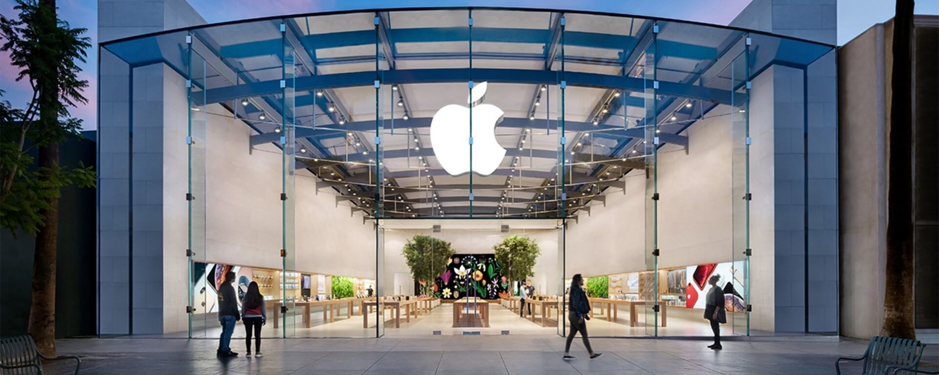 Apple fechou temporariamente todas as 53 lojas na Califórnia e mais de ...