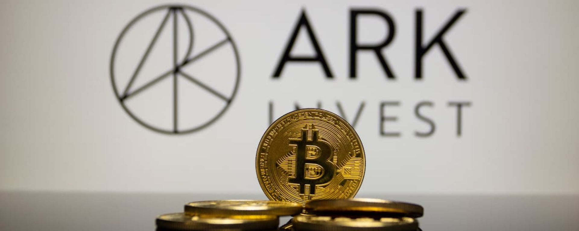 ARK Invest explica como o Bitcoin (BTC) pode chegar a US$ 1,5 milhão ...